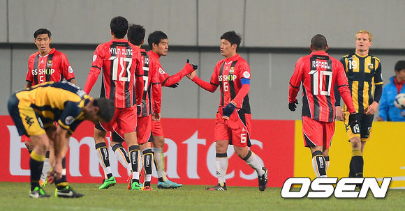 [축구][사진]2-0승리 서울,'ACL 1차전 기분좋은 승리' | YTN