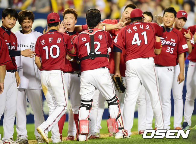 [야구][사진]KIA,'LG에 5-3 승리! 2연승' | YTN