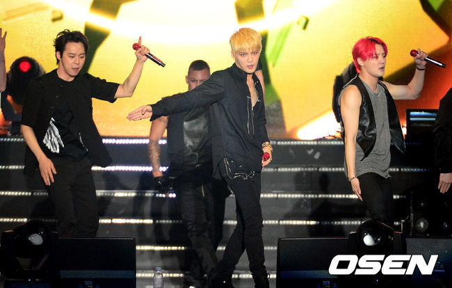 [음악]JYJ 박유천 "콘서트, 함께여서 최고였다는 말 듣고파" | YTN