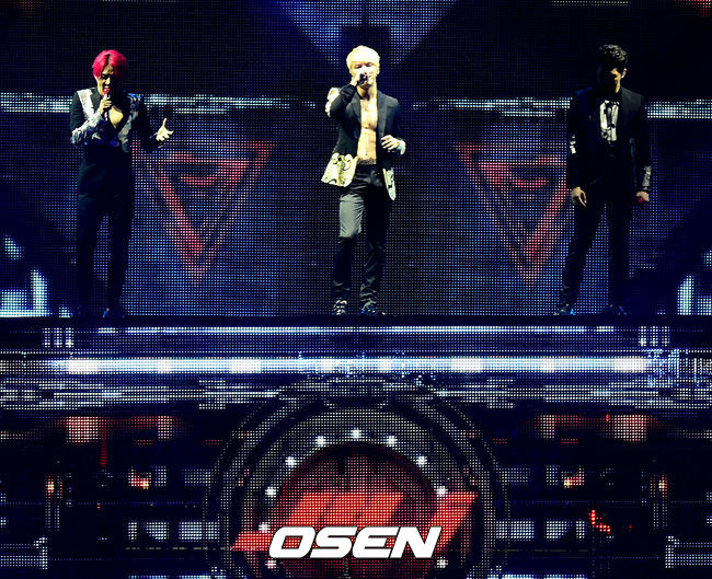 [음악]JYJ가 증명한 역대급 '왕의 귀환'..3만팬 열광[종합] | YTN