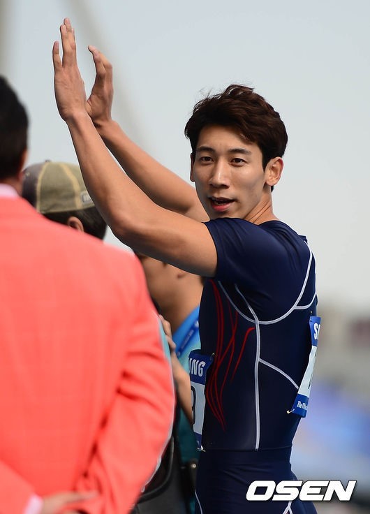 [아시안게임][AG 육상] 여호수아, 男 200m 銅…28년 만의 메달 | YTN