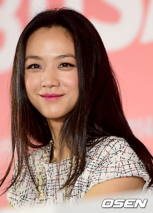 [영화]탕웨이, 결혼 후 첫 공식석상..새댁은 행복했다[19th BIFF] | YTN