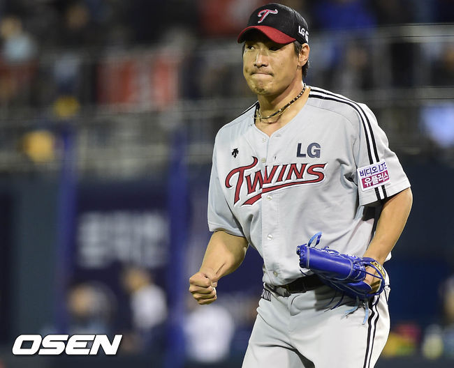 [야구][준PO2] LG 필승맨 이동현, NC 추격 잠재운 배짱투 | YTN