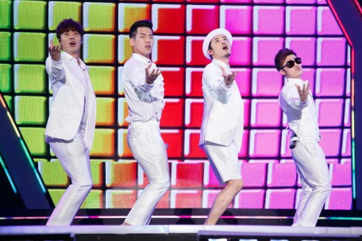 [방송]'엠카' 오늘(13일) AOA·울랄라세션, 섹시VS감성 2色 컴백 무대 | YTN