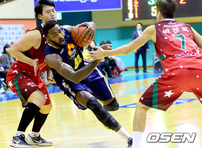 [스포츠종합]KGC·KT 나란히 승리...공동 6위권 형성(종합) | YTN