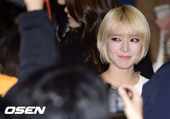 [방송][사진]AOA 초아,'깜찍 고양이 미소' | YTN