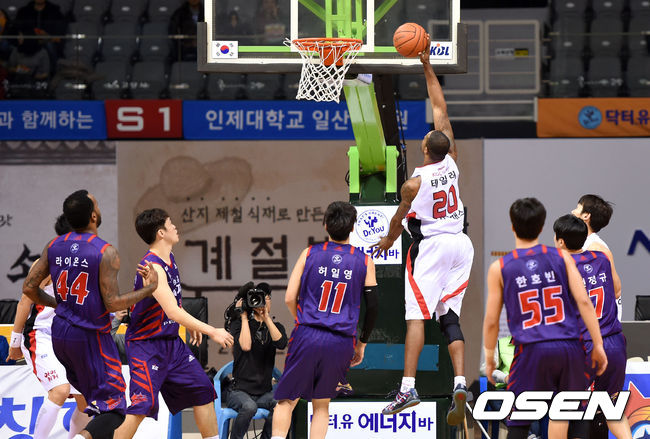 [스포츠종합][사진]테일러의 순간 돌파에 오리온스 속수무책 | YTN