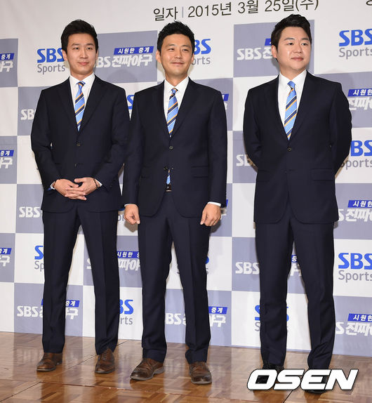 [야구][사진]포토타임 갖는 SBS스포츠 캐스터들 | YTN