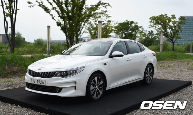 [자동차][시승기] ‘2개의 얼굴’ K5, 가솔린은 ‘반듯’하고 디젤은 ‘알뜰’했다 | YTN