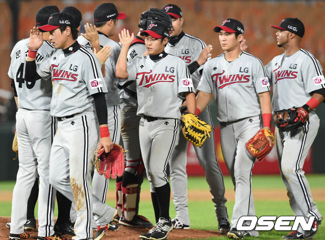 [야구][사진]LG,'롯데 5연승 저지 성공' | YTN