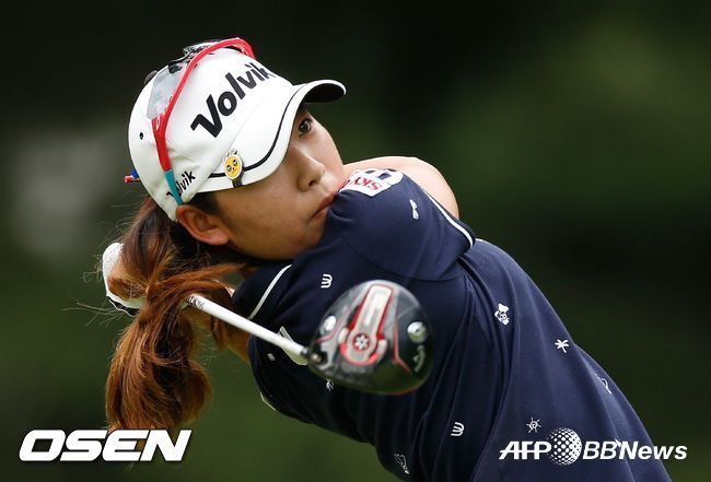 [스포츠종합]이미향, 3R도 1타차 단독선두...LPGA 에비앙 챔피언십 ‘대단한 무빙데이’ | YTN