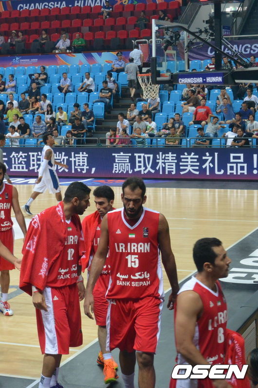 [스포츠종합][서정환의 사자후] ‘스쳐도 파울’ KBL, FIBA 기준과 거리 멀다 | YTN