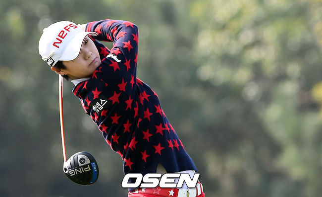 [스포츠종합]박성현, LPGA KEB하나은행 챔피언십 1R 맹타...2위와 4타차 | YTN