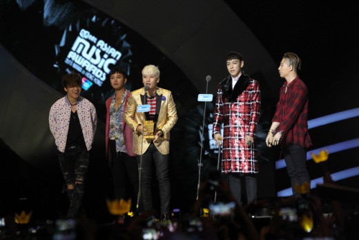 [방송][2015 MAMA 인터뷰] 빅뱅 지드래곤 “시간이 허락하는 한 무대 계속” | YTN