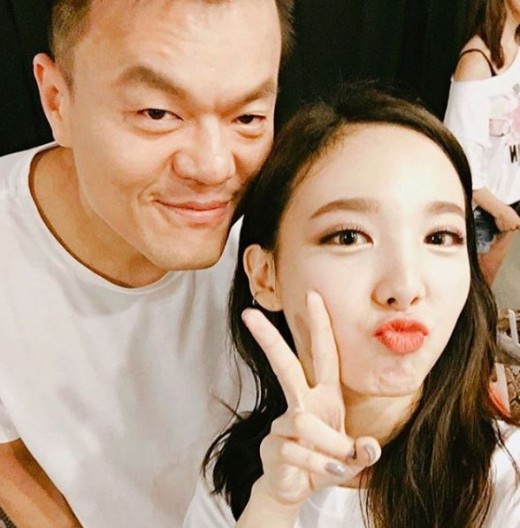 [방송]"사장님이 누구니"…박진영X트와이스 나연, 훈훈한 JYP | YTN