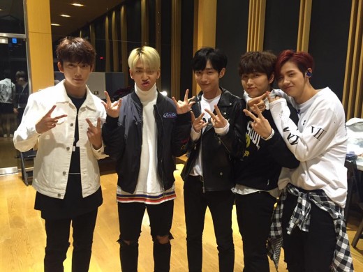 [방송][리폿@스타] B1A4, 'SNL' 논란 이게 무슨 일이야…이렇게 좋은 날에 | YTN