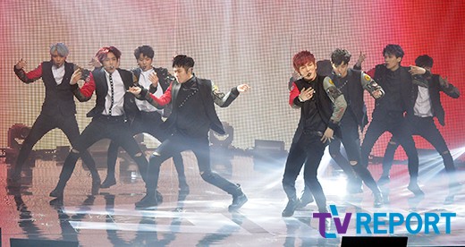 [방송][T포토] SF9 '상남자들의 무대' | YTN