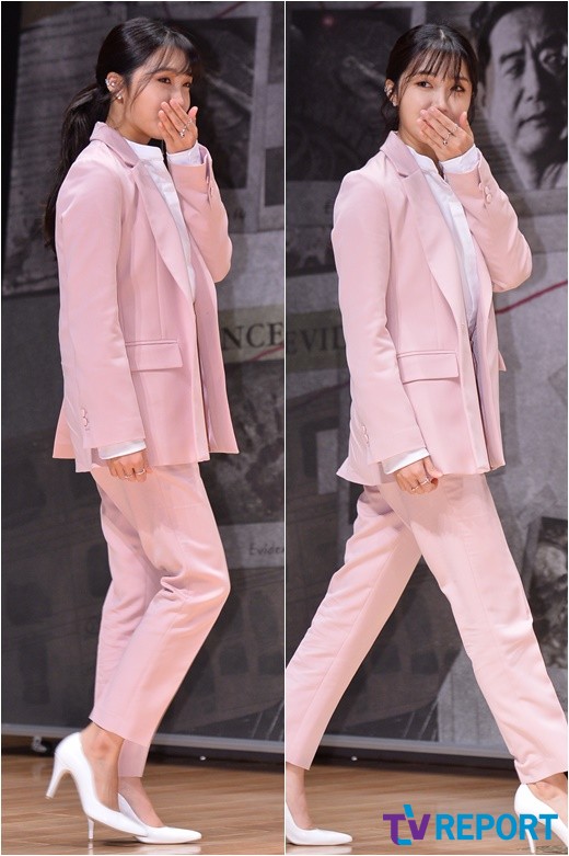 [방송][T포토] 정은지 "어머 수줍어라" | YTN