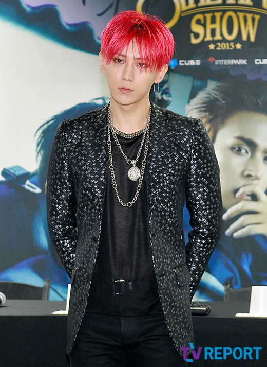 [방송][뮤직@리폿] ‘새 앨범 발표’ 장현승, 뒤늦은 사과에 쏠린 물음표 | YTN