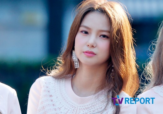 [방송][T포토] CLC 최유진 '치명적인 비주얼' | YTN