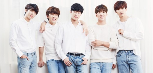 [방송]“주얼리 보다 반짝이는”…B1A4, 로맨틱 소년 다섯 [화보] | YTN