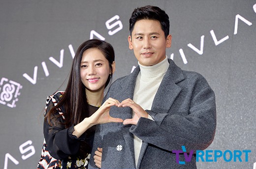 [방송][T포토-Lab] 추자현-우효광 '사랑한다면 이들처럼, 깨소금 냄새 솔솔~' | YTN