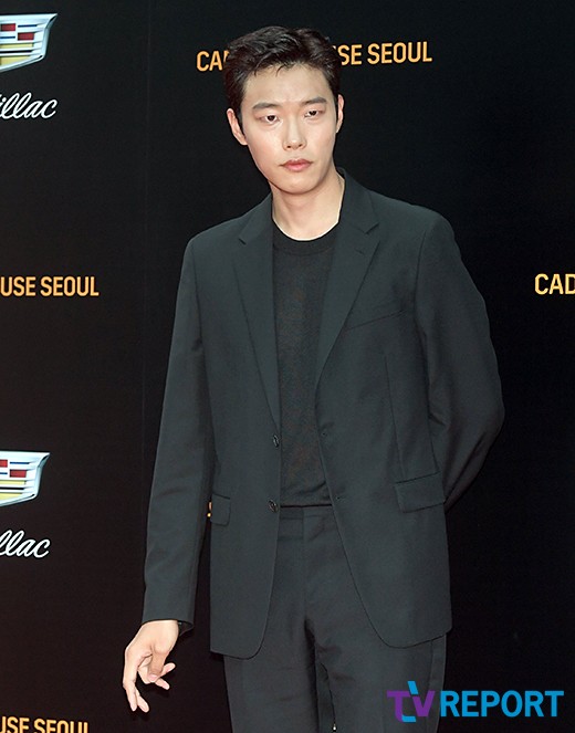 [방송][T포토] 류준열 '시크 매력' | YTN