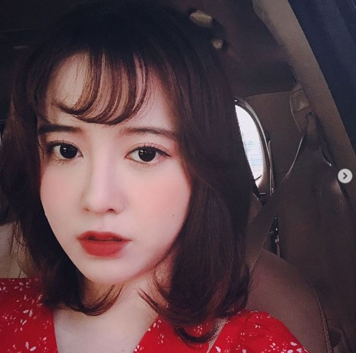 [방송]"레드의 유혹"…구혜선, 10kg 찐 거 맞아? '물오른 미모' | YTN