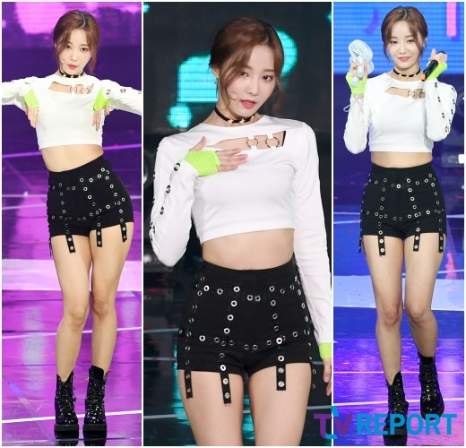 [방송][T포토-Lab] 모모랜드 연우 '상큼+섹시, 오늘도 열일하는 비주얼' | YTN