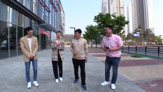 [방송]‘한끼줍쇼’ 김원희, 일산 분양 아파트단지서 ‘욱’했다 | YTN