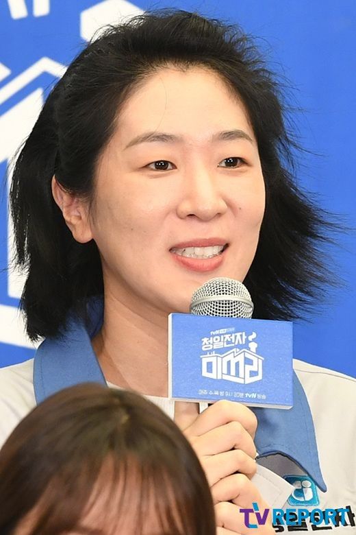 [방송][T포토] 백지원 "언제 웃을 수 있을지 기다리고 있다" | YTN