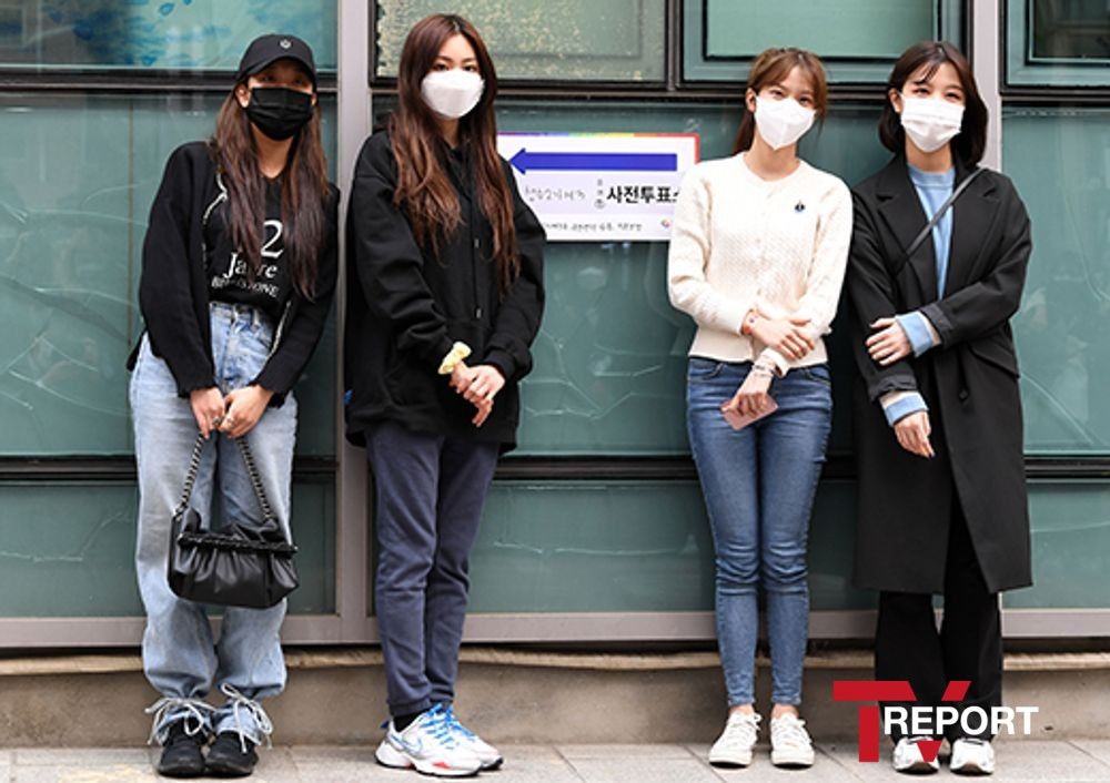 [방송][T포토] CLC '가려도 예쁨' | YTN