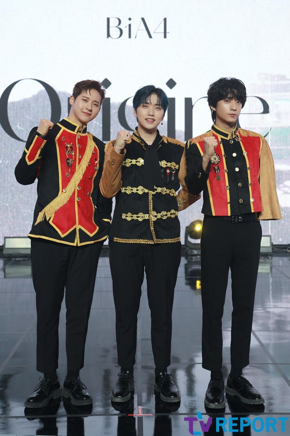 [방송][T포토] B1A4 '세 왕자님' | YTN