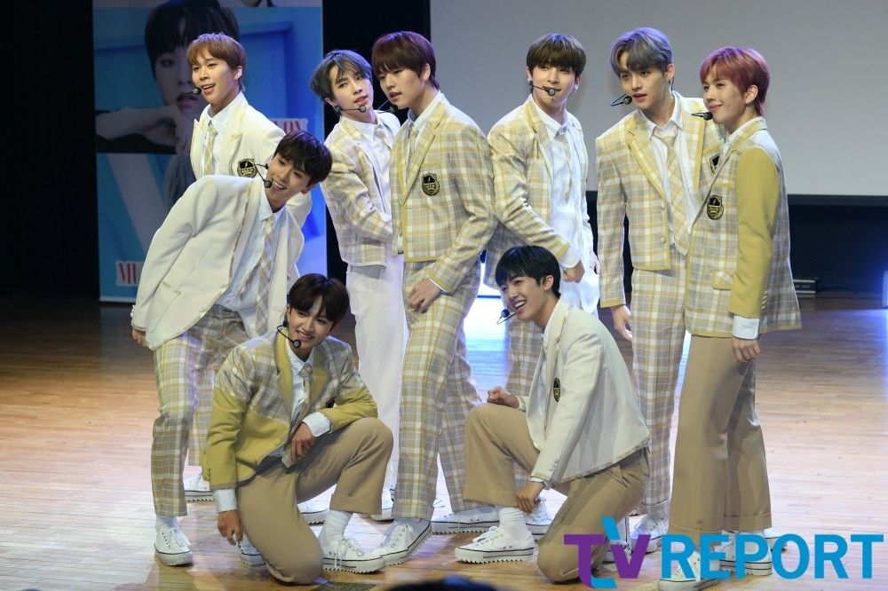 [방송][T포토] BAE173 '최애 소년들' | YTN