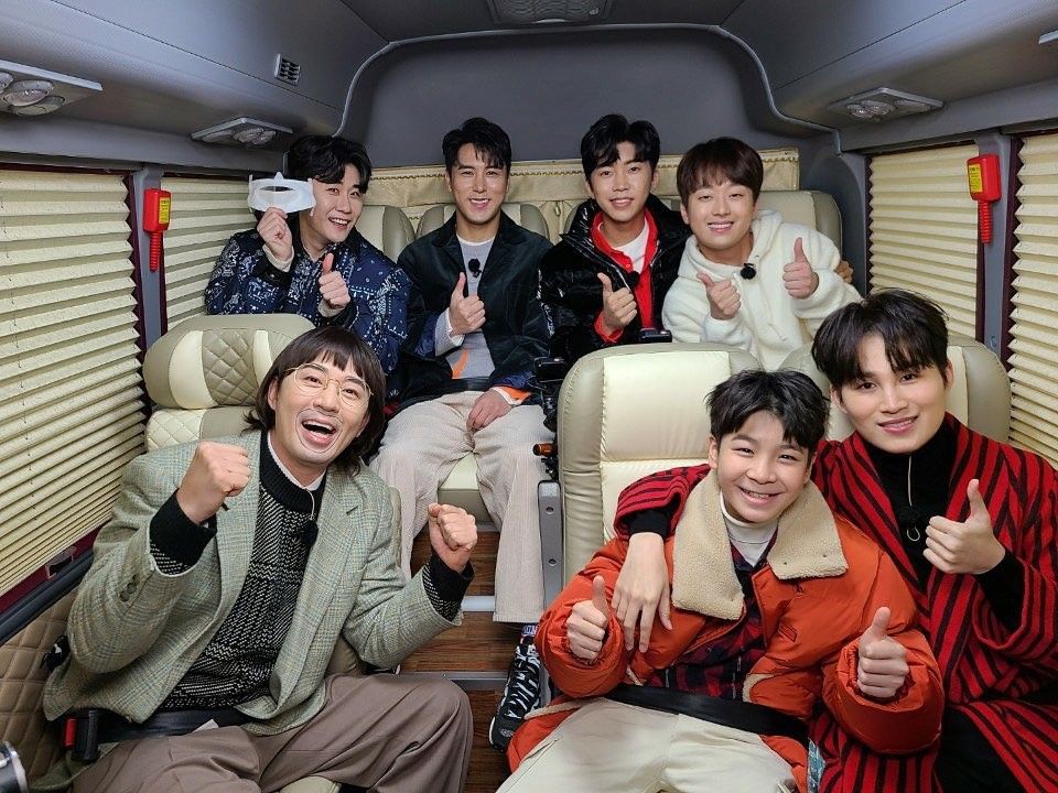 [방송]건강하게 돌아왔어요…임영웅→정동원, 다시 뭉친 TOP6 '함박 미소' [리포트:컷] | YTN