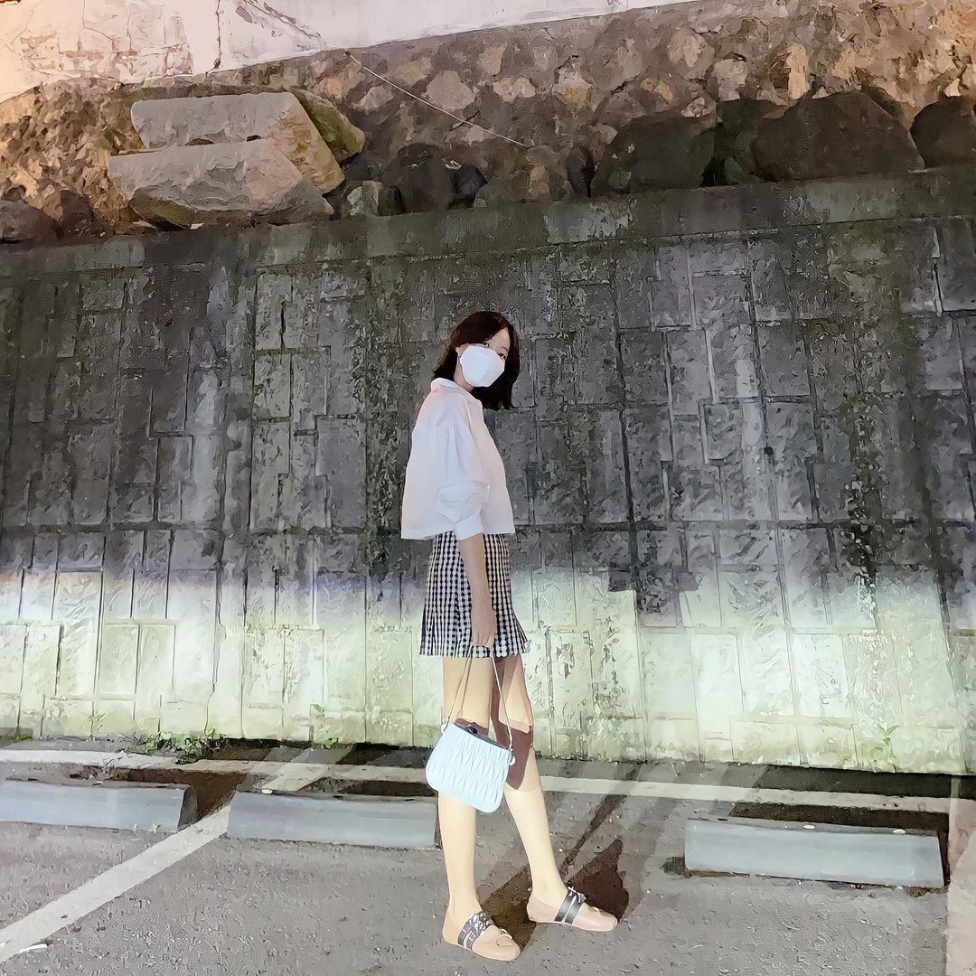 [방송]'169cm 48kg' 임수향, 미니스커트 입고 싶어지는 각선美 '비율 원탑' [리포트:컷] | YTN