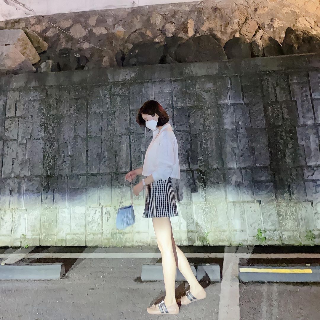 [방송]'169cm 48kg' 임수향, 미니스커트 입고 싶어지는 각선美 '비율 원탑' [리포트:컷] | YTN