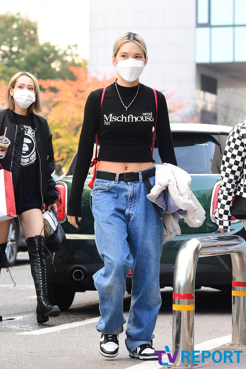 [방송][T포토] 뮬 '힙한 출근길' | YTN