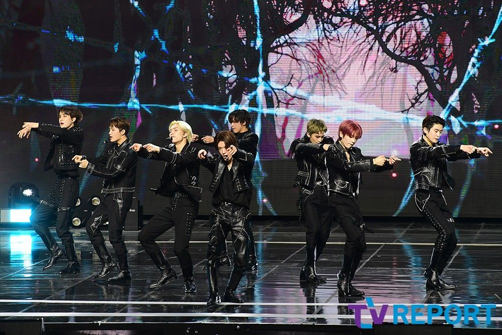 [방송][T포토] NCT127 '절도있게' | YTN