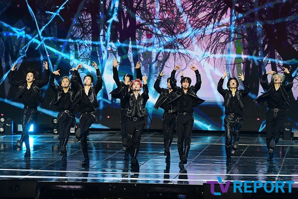 [방송][T포토] NCT127 '파워풀 아우라' | YTN