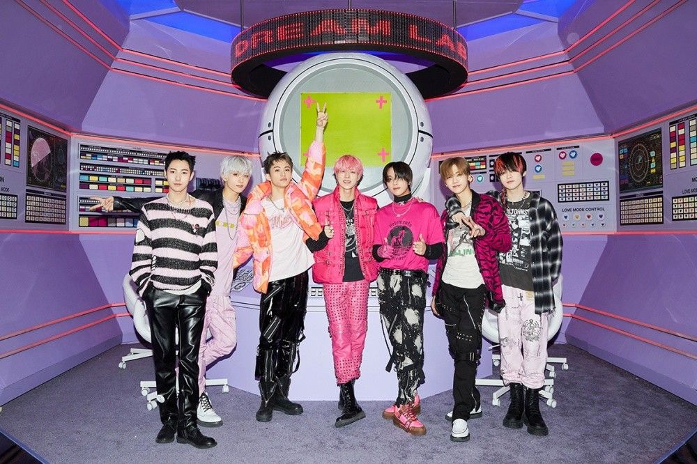 [음악]NCT DREAM, 2연속 더블 밀리언셀러 등극 | YTN