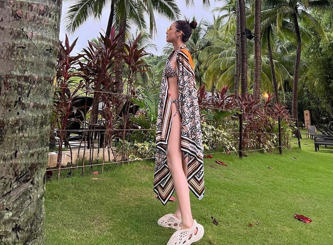 [방송]산다라박, 파격 비키니 자태…'37kg' 군살 없는 몸매 [리포트:컷] | YTN