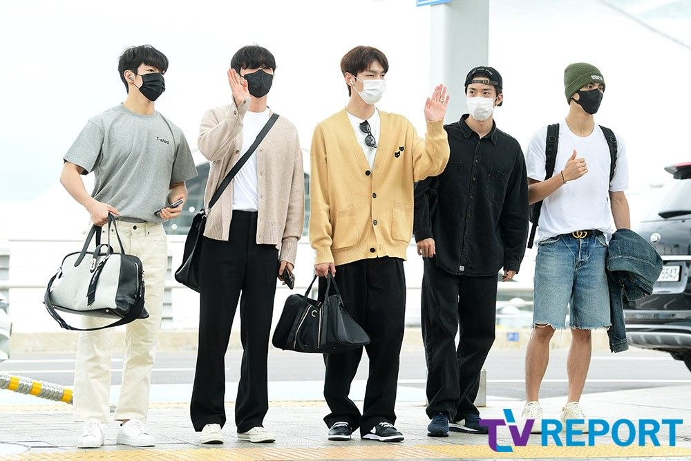 [방송][T포토] SF9 '팬심 설레는 인사' | YTN