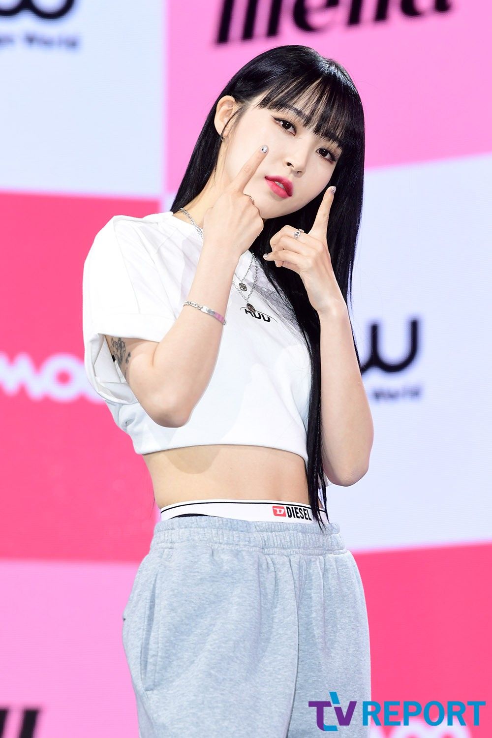 [방송][T포토] 문별 '걸크러쉬 매력' | YTN