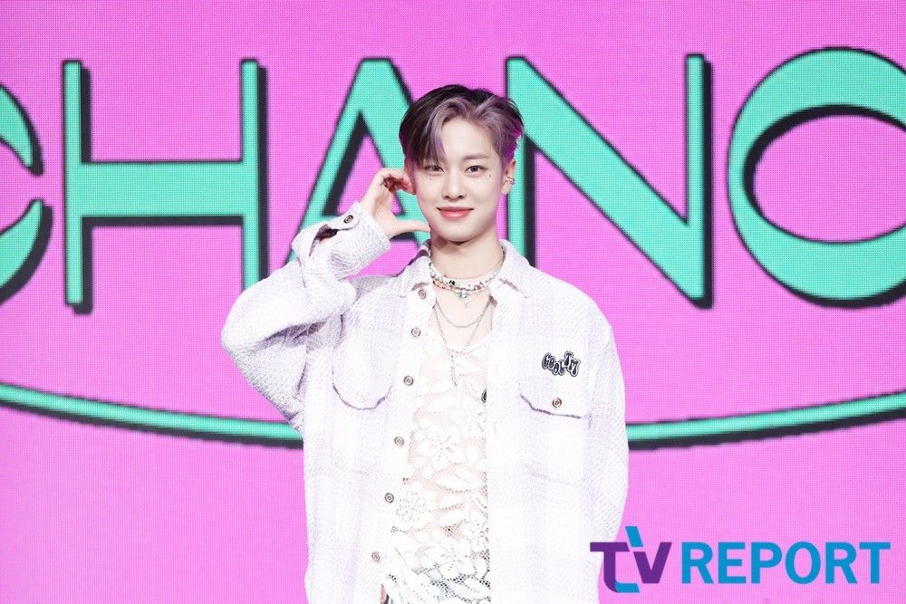 [방송][T포토] AB6IX 김동현 '귀여움 장착' | YTN