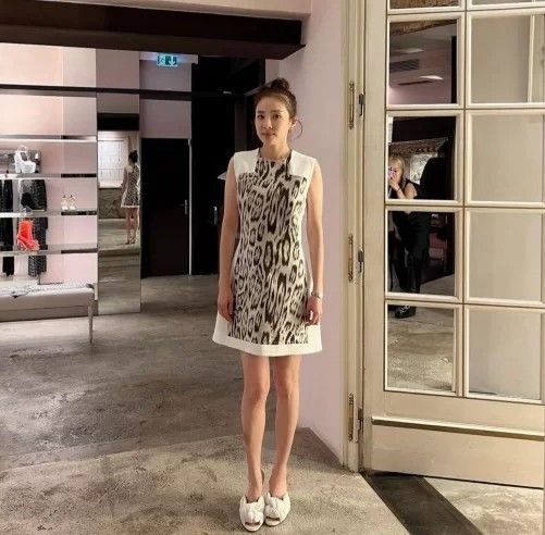 [방송]'37kg' 산다라박, 화려 그 자체...이걸 소화하네 [리포트:컷] | YTN