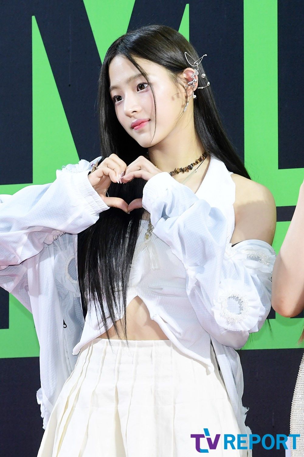 [방송][T포토] 민지 '청순의 결정체' | YTN