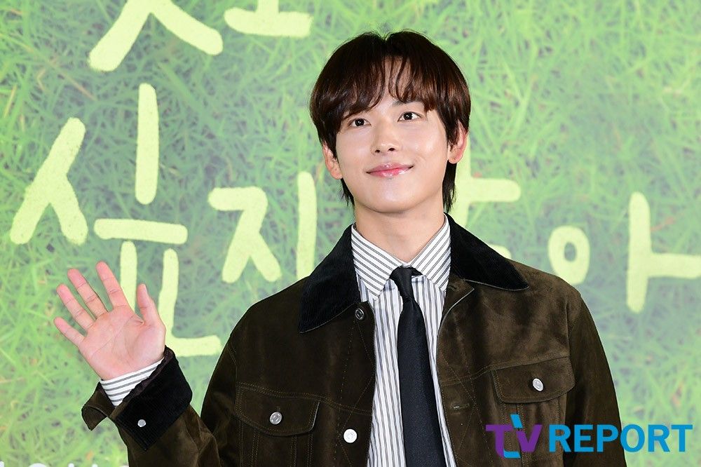 [방송][T포토] 임시완 '청량한 미소' | YTN