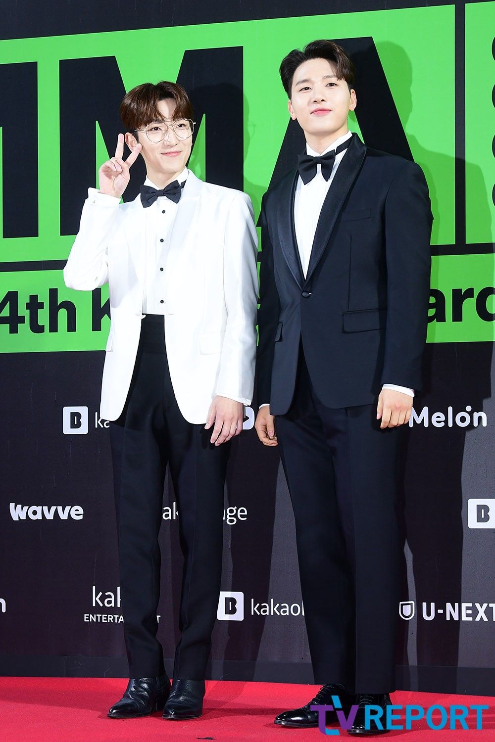 [방송][T포토] 멜로망스 '설레는 MMA 나들이' | YTN