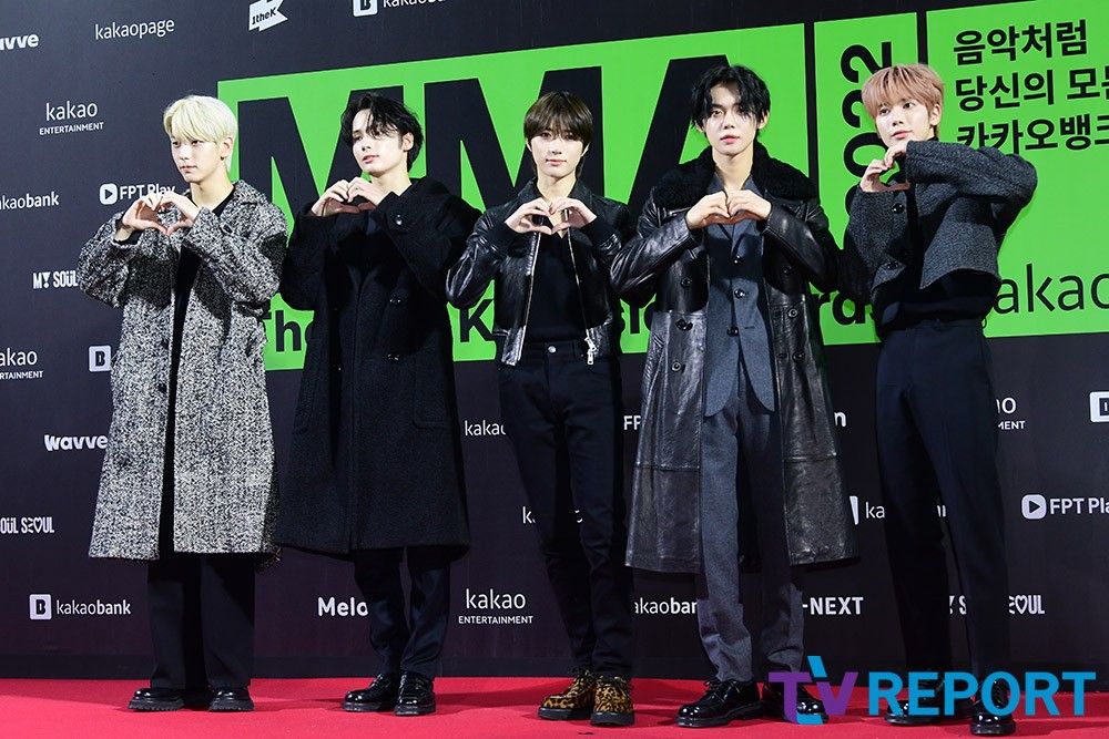 [방송][T포토] TXT '완벽한 비주얼합' | YTN